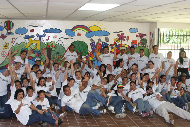 Deloitte celebra “Día de Impacto Comunitario 2012” en el IPHE • Fondo ...